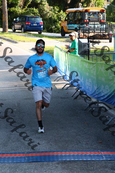 Graffiti Bridge Run 5K - Finish 0750-0800 1 - StreetSafariPhoto