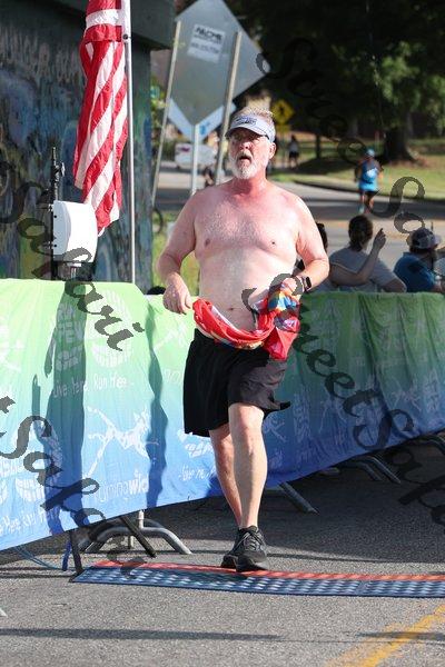 Graffiti Bridge Run 5K - Finish 0800-0810 - StreetSafariPhoto