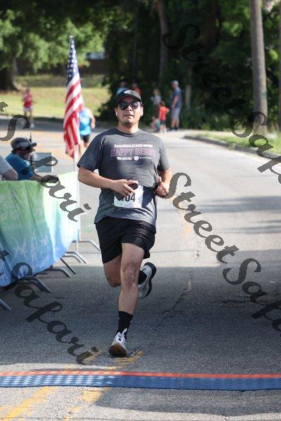 Graffiti Bridge Run 5K - Finish 0800-0810 - StreetSafariPhoto