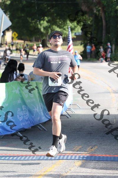 Graffiti Bridge Run 5K - Finish 0800-0810 - StreetSafariPhoto