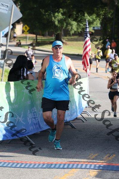 Graffiti Bridge Run 5K - Finish 0800-0810 - StreetSafariPhoto