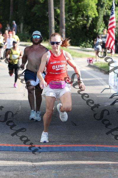 Graffiti Bridge Run 5K - Finish 0800-0810 - StreetSafariPhoto