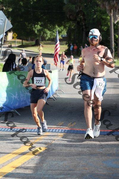 Graffiti Bridge Run 5K - Finish 0800-0810 - StreetSafariPhoto