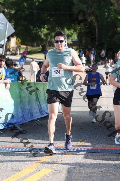 Graffiti Bridge Run 5K - Finish 0810-0820 - StreetSafariPhoto