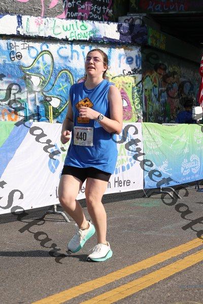 Graffiti Bridge Run 5K - Finish 0810-0820 - StreetSafariPhoto
